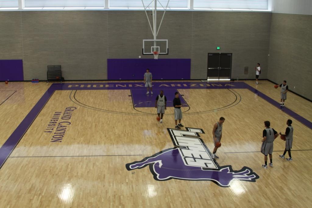 Guests Wowed by New Student Recreation Center - GCU News