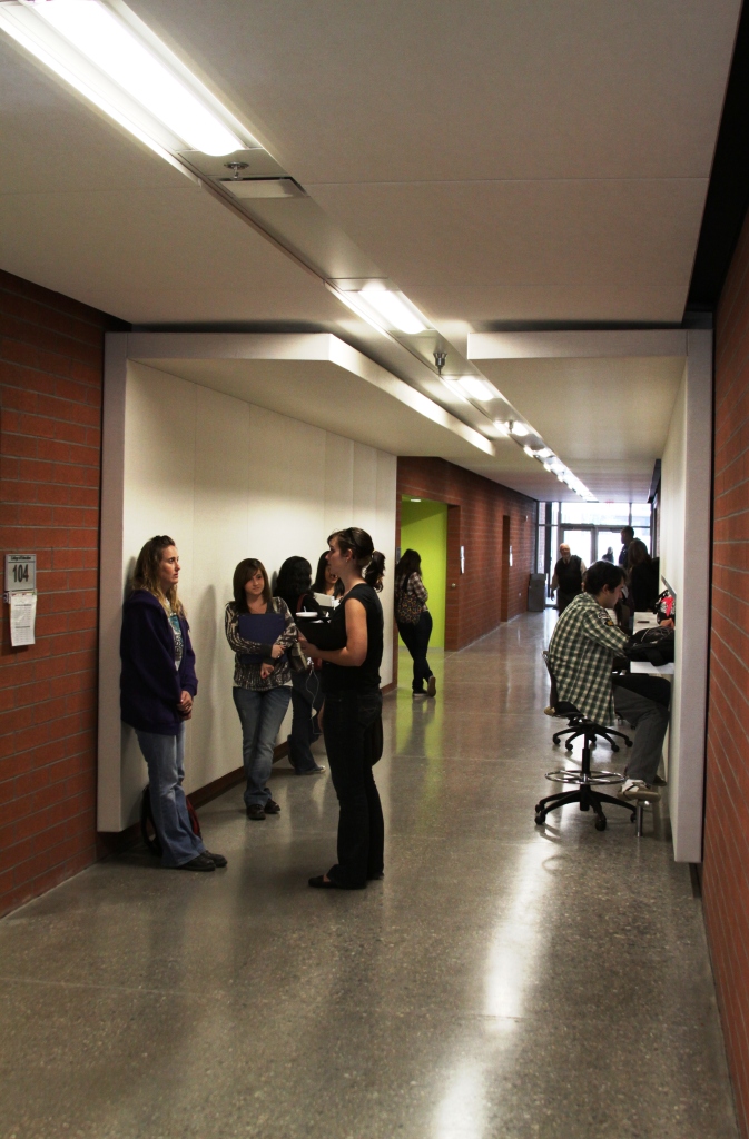 COE Building Gets High Marks on First Day - GCU News
