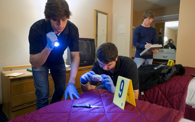 Under the Microscope: Forensic Science Day to Lure 'CSI' Types - GCU News