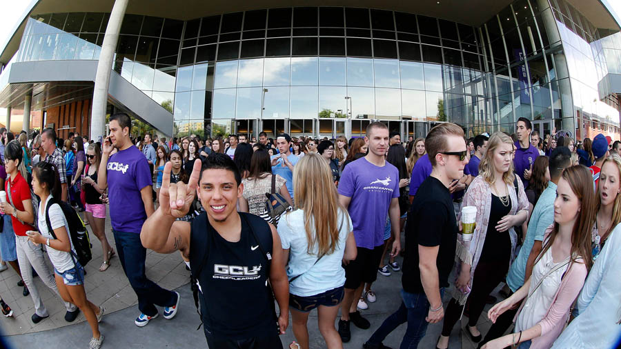 GCU community packs the rafters for first Chapel - GCU News