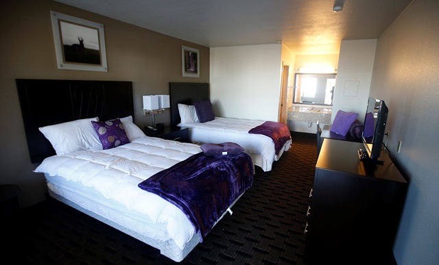 GCU checks in with hotel, hospitality program - GCU News
