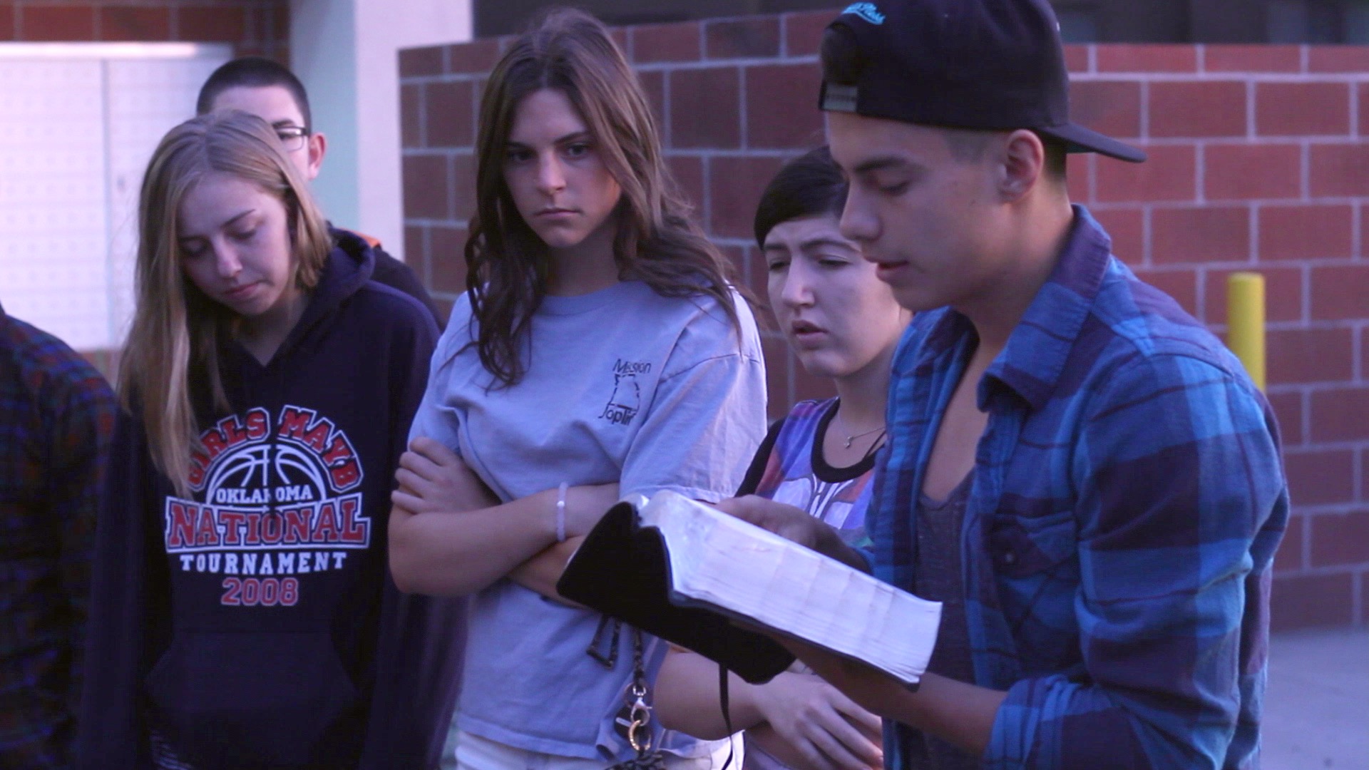 LoGo students cleanse spirits through homeless outreach - GCU News