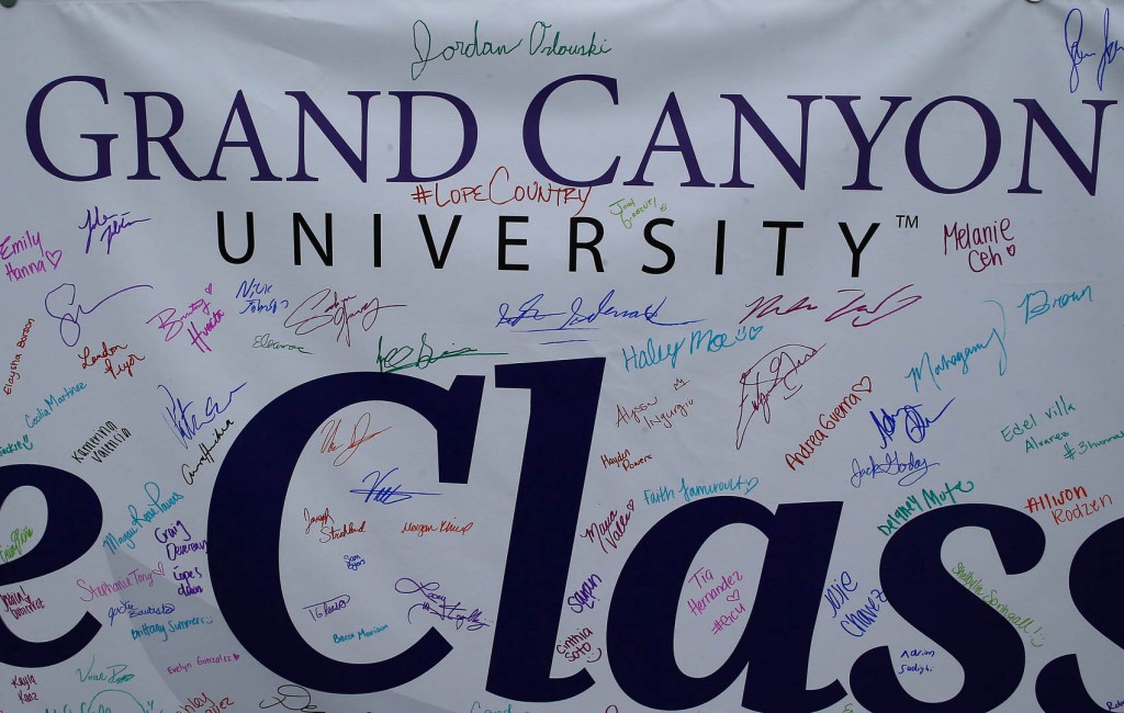 First summer orientation overflows with smiles, fun - GCU News