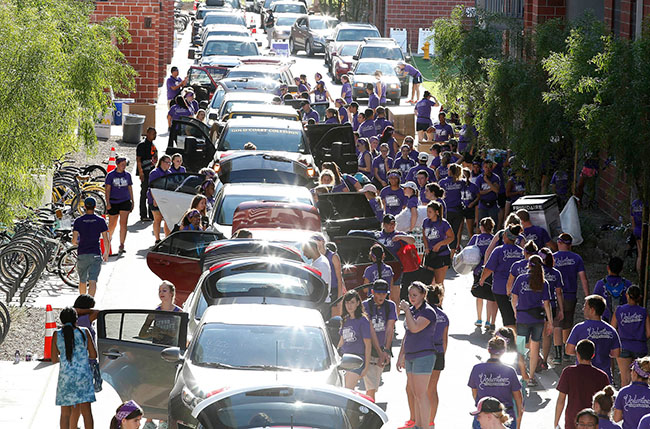 ‘You’re welcome!’ was motto of busiest Move-In - GCU News