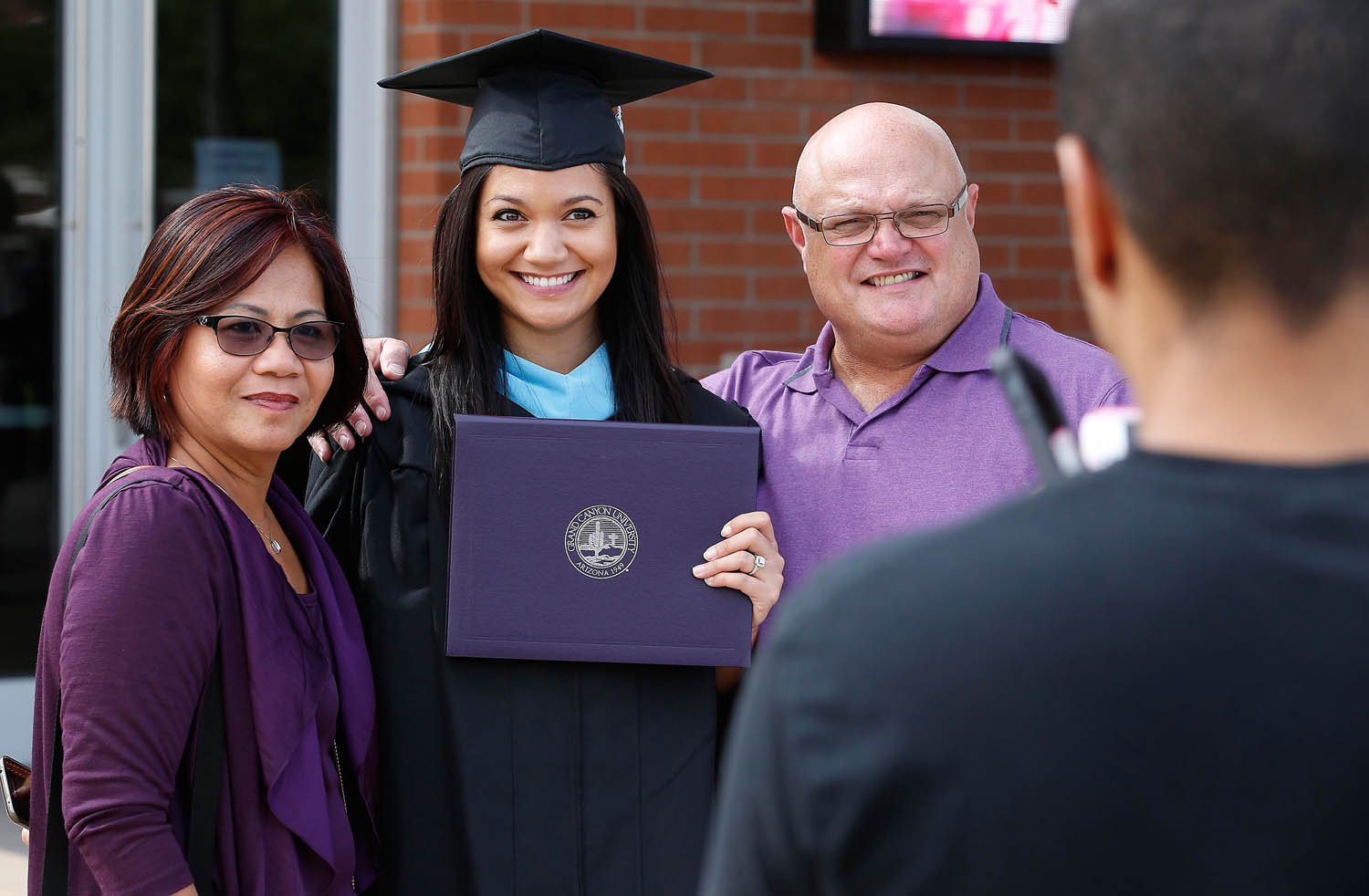 GCU Arena hosts four fall commencement ceremonies for Class of 2015 ...