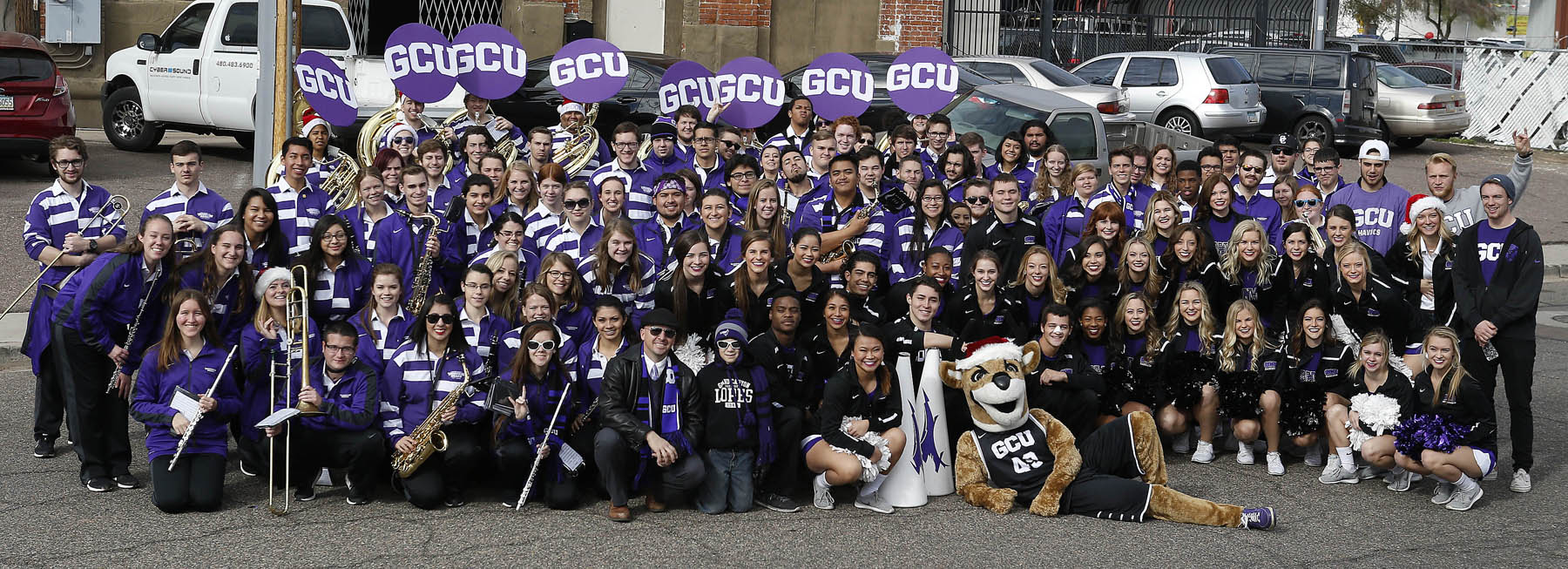 GCU is well-represented in Glendale Hometown Christmas Parade - GCU News