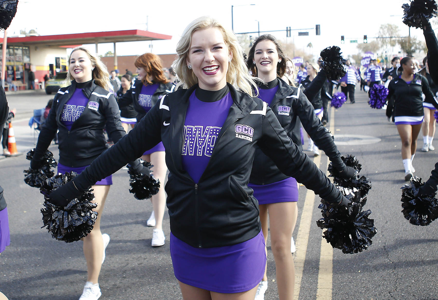 GCU is well-represented in Glendale Hometown Christmas Parade - GCU News
