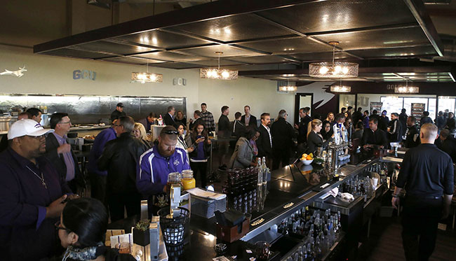 Weather cooperates for GCU Golf Course grand opening - GCU News
