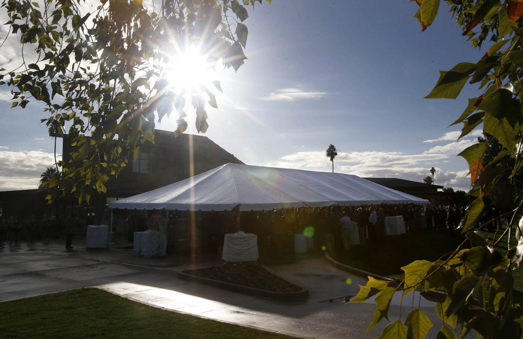 Weather cooperates for GCU Golf Course grand opening - GCU News