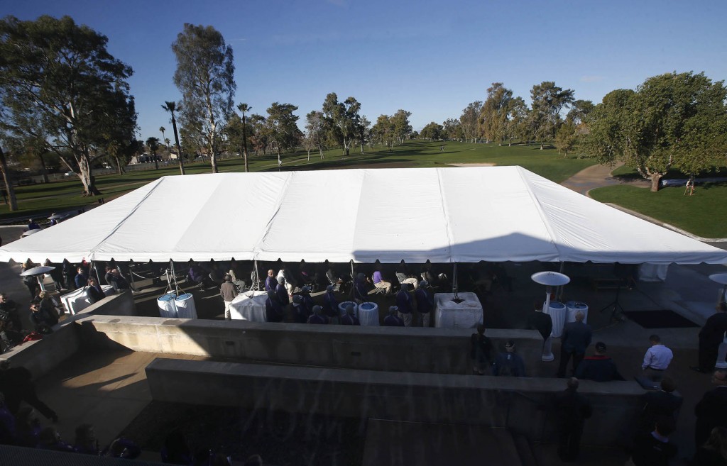 Weather cooperates for GCU Golf Course grand opening - GCU News