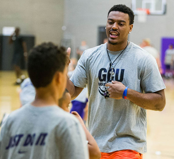Boys have roaring good time at basketball camp - GCU News