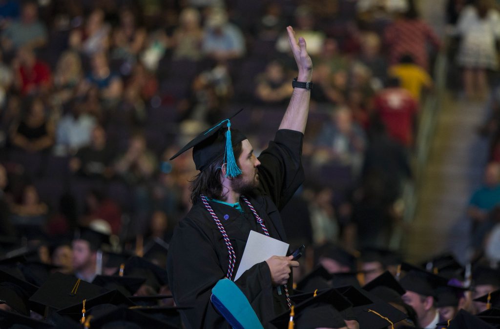 Slideshow: Friday morning commencement - GCU News