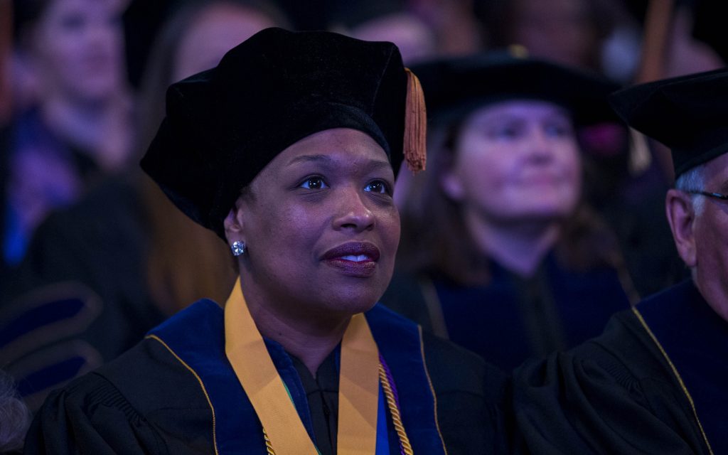 Slideshow: Friday afternoon commencement - GCU News