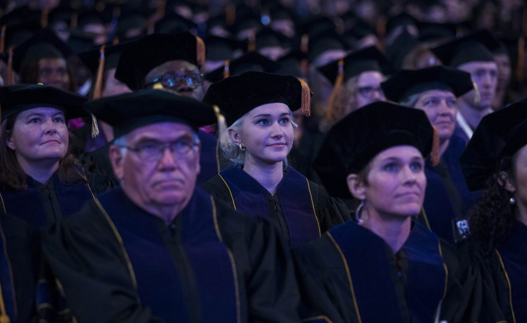Slideshow: Friday afternoon commencement - GCU News