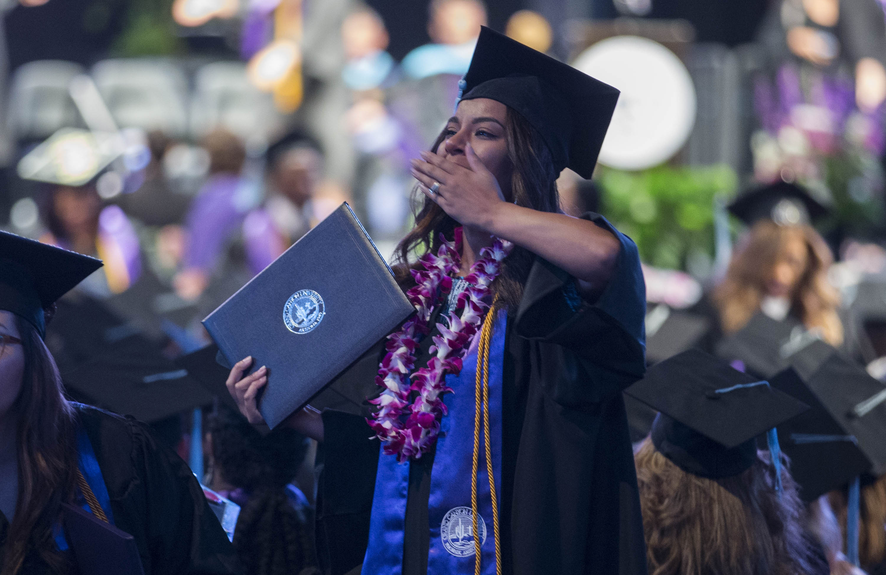 Slideshow: Saturday morning commencement - GCU News