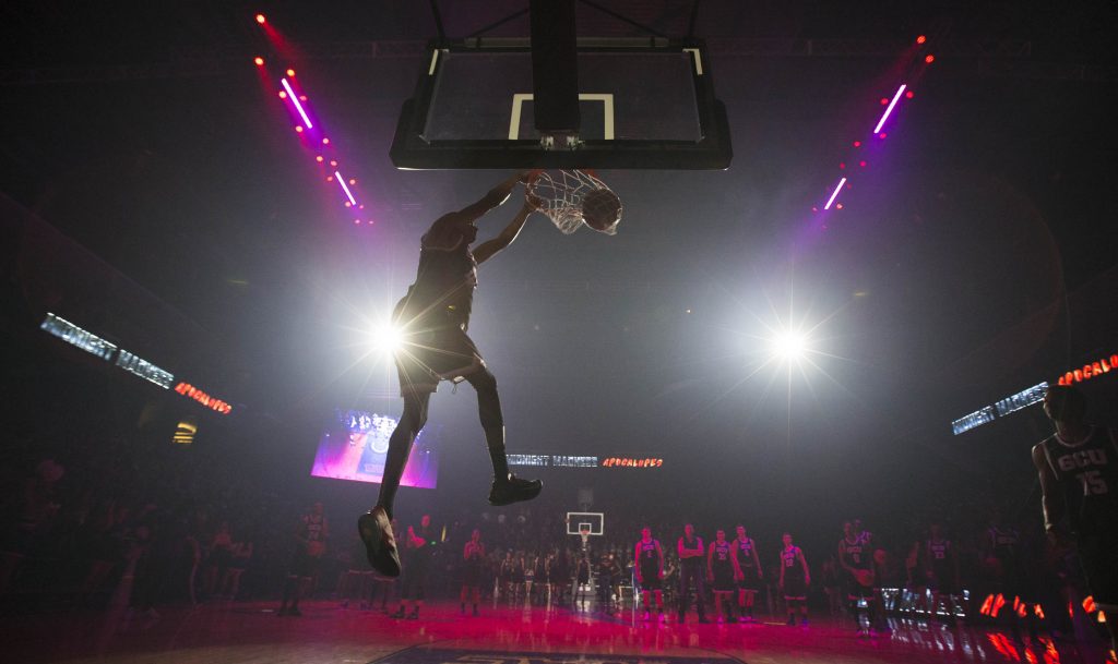 Slideshow: Midnight Madness sizzles with fun - GCU News