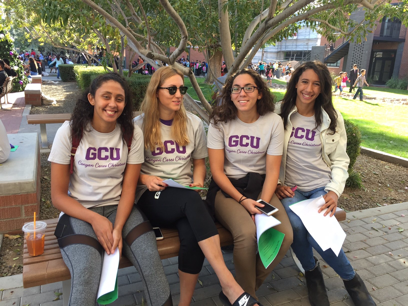 Slideshow: Canyon Cares Christmas - GCU News