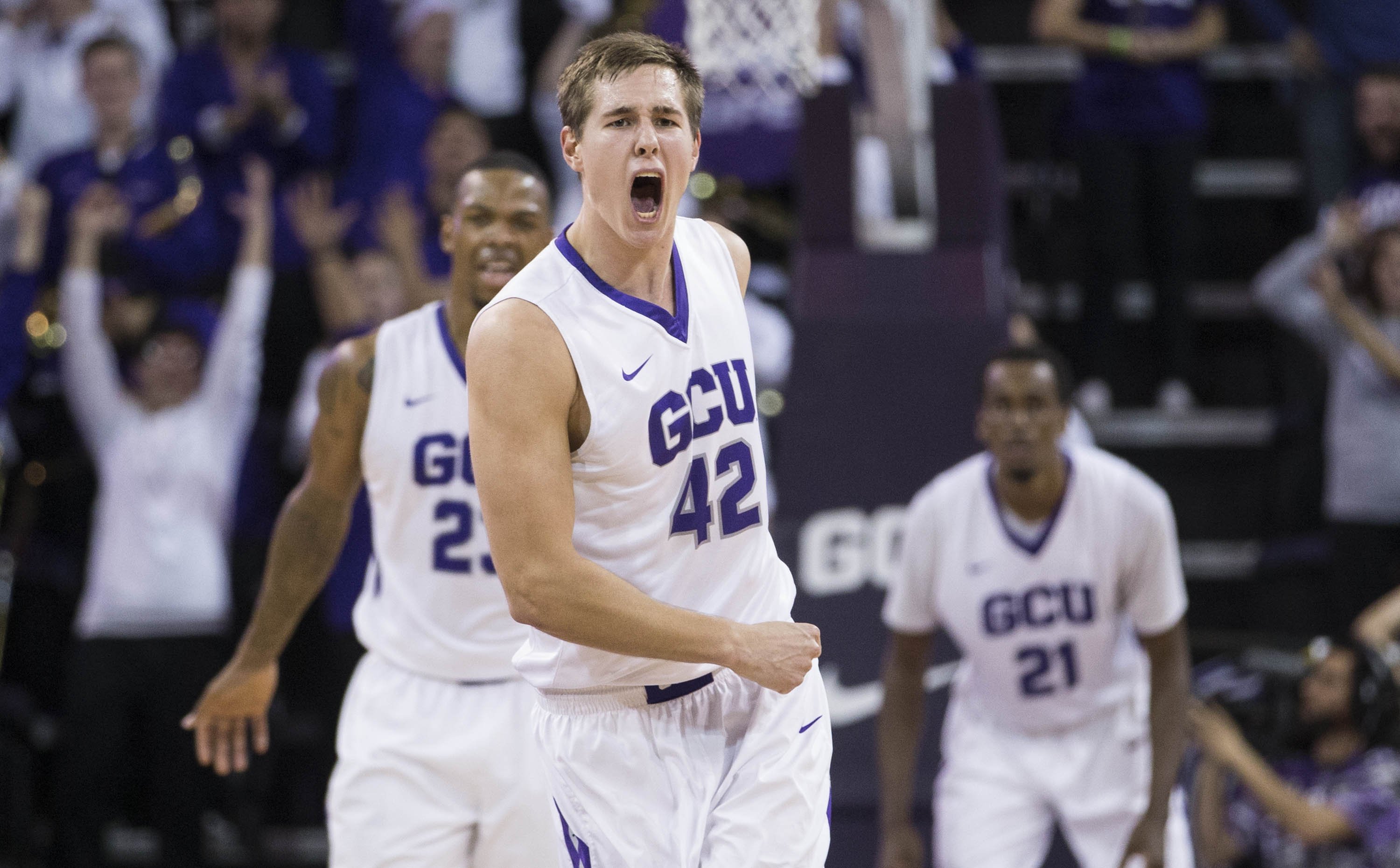 Slideshow: Men's basketball vs. San Diego State - GCU News