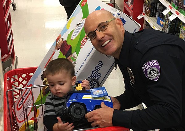 Slideshow: 'Shop with a Cop' - GCU News