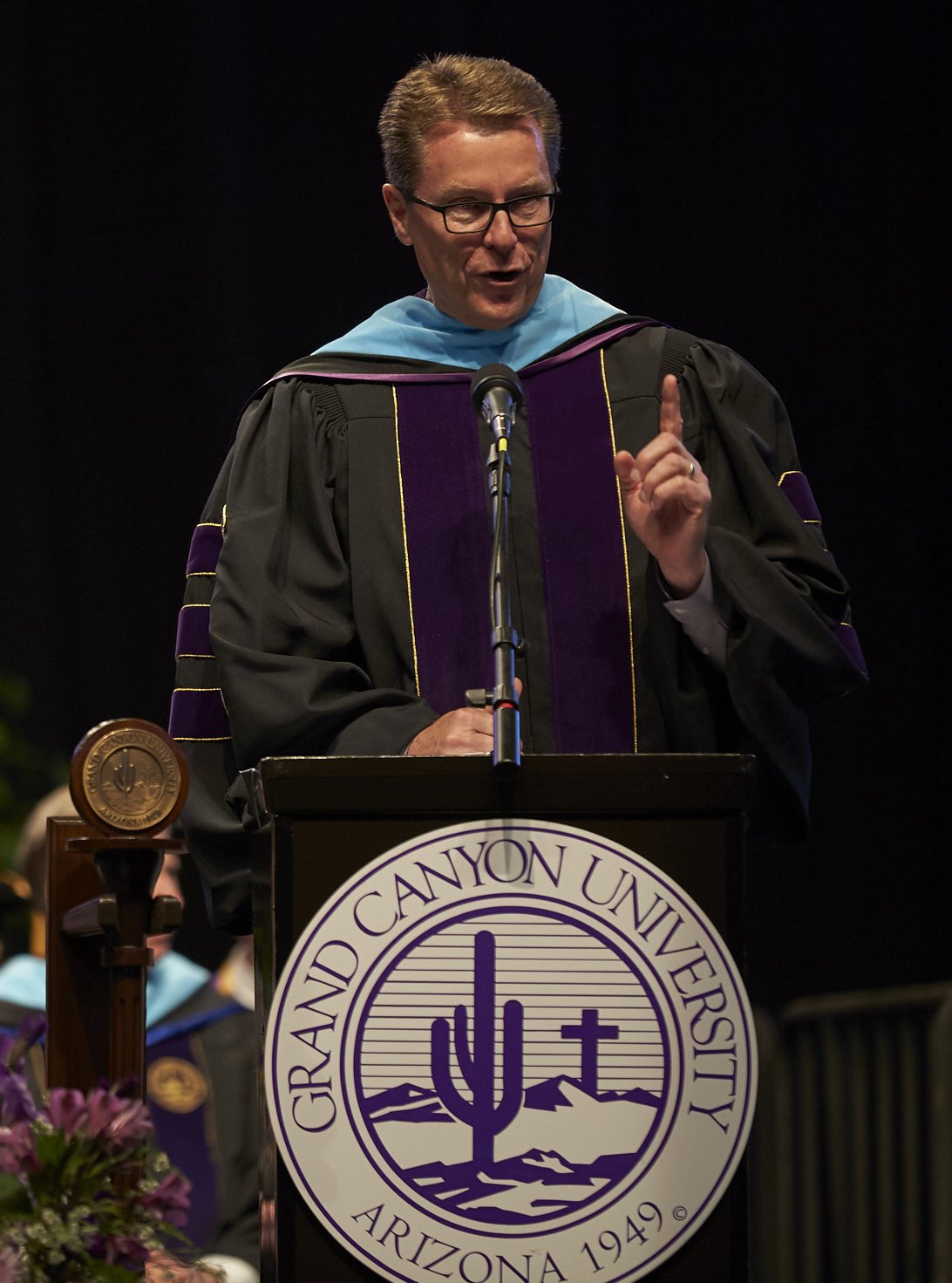 Slideshow: Traditional commencement - GCU News