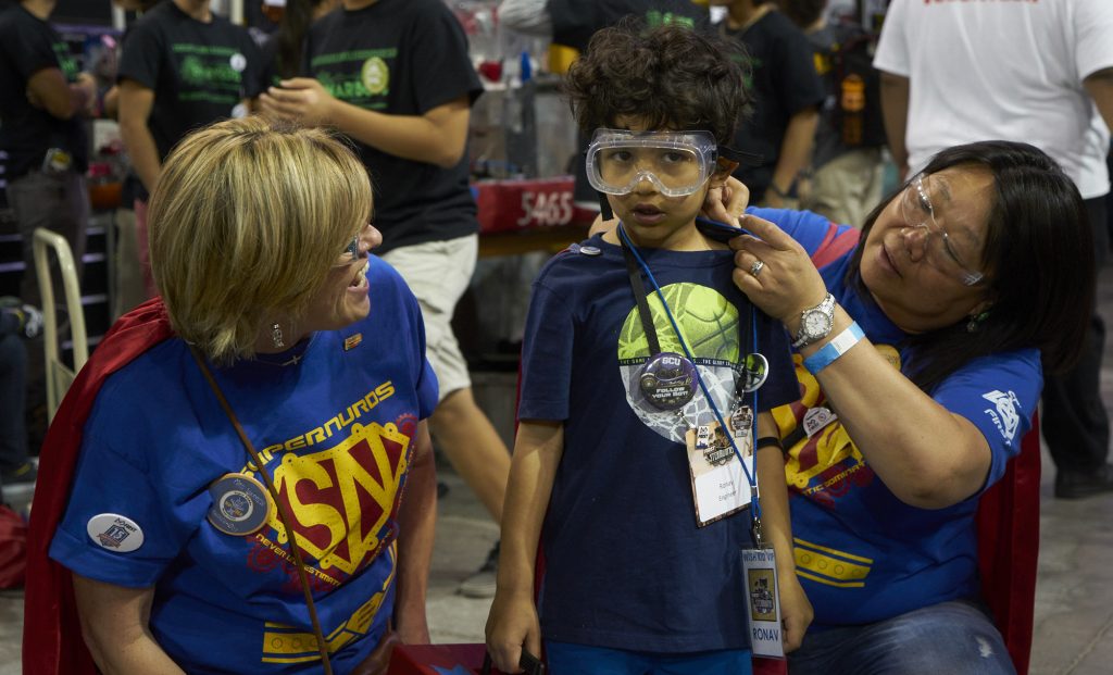 Slideshow: FIRST Robotics Competition - GCU News