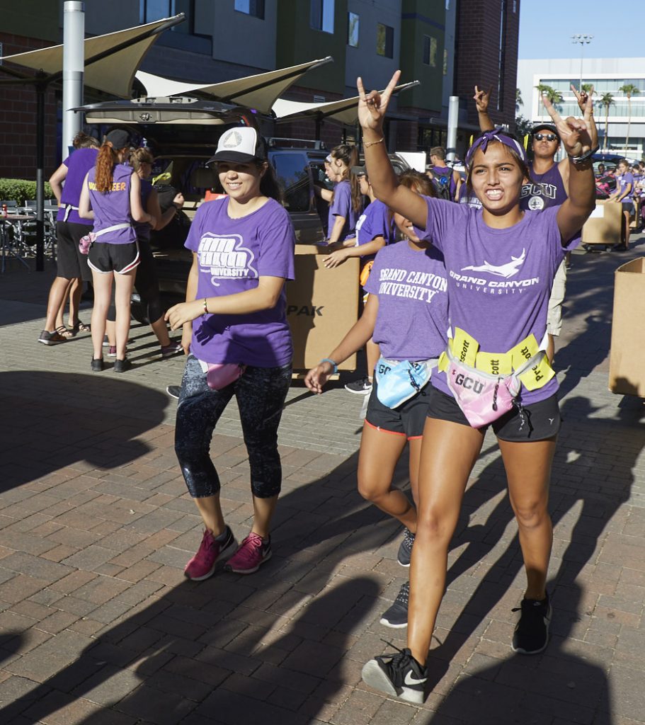 Slideshow: Welcome Week, Day 2 - GCU News