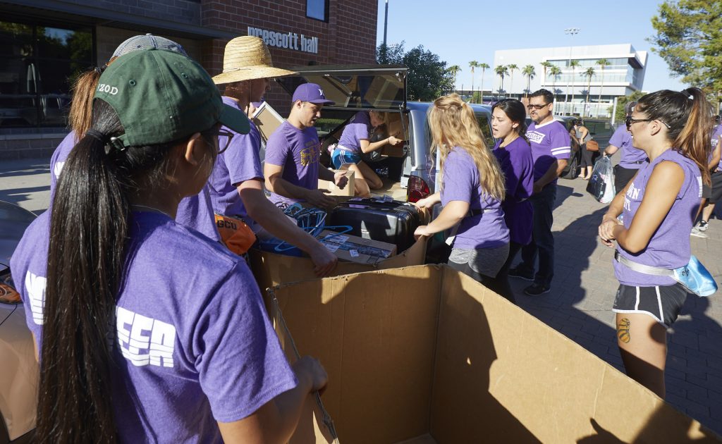 Slideshow: Welcome Week, Day 2 - GCU News