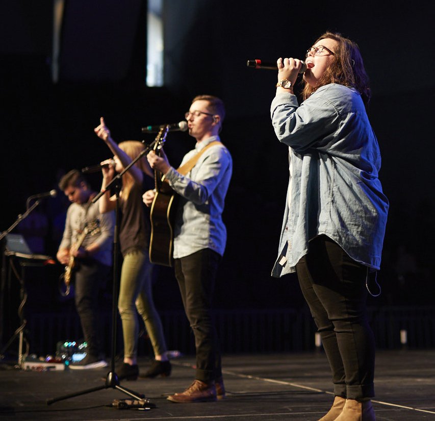 Slideshow: Chapel, Sept. 18 - GCU News