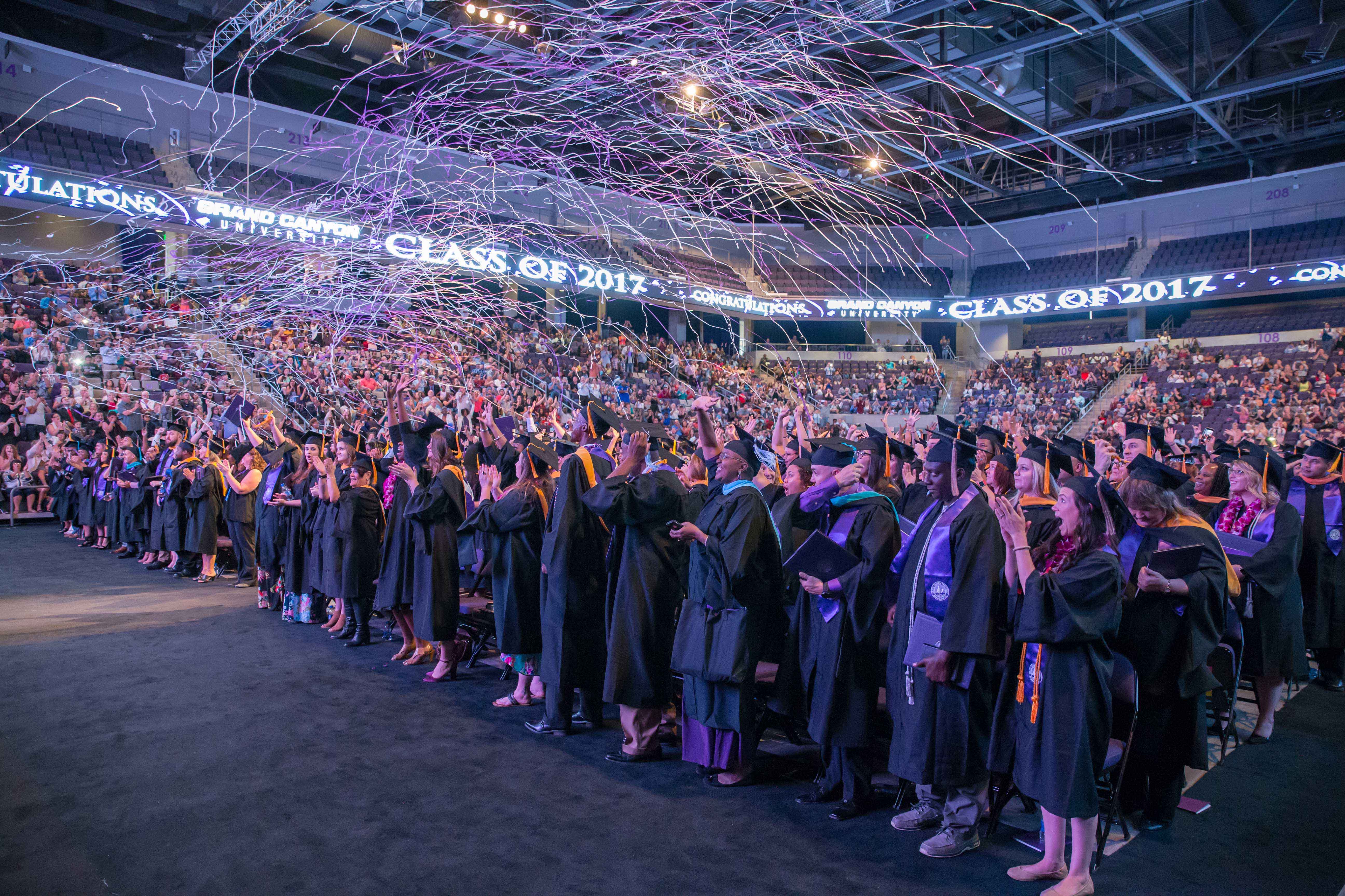 Slideshow: Friday commencement ceremonies - GCU News