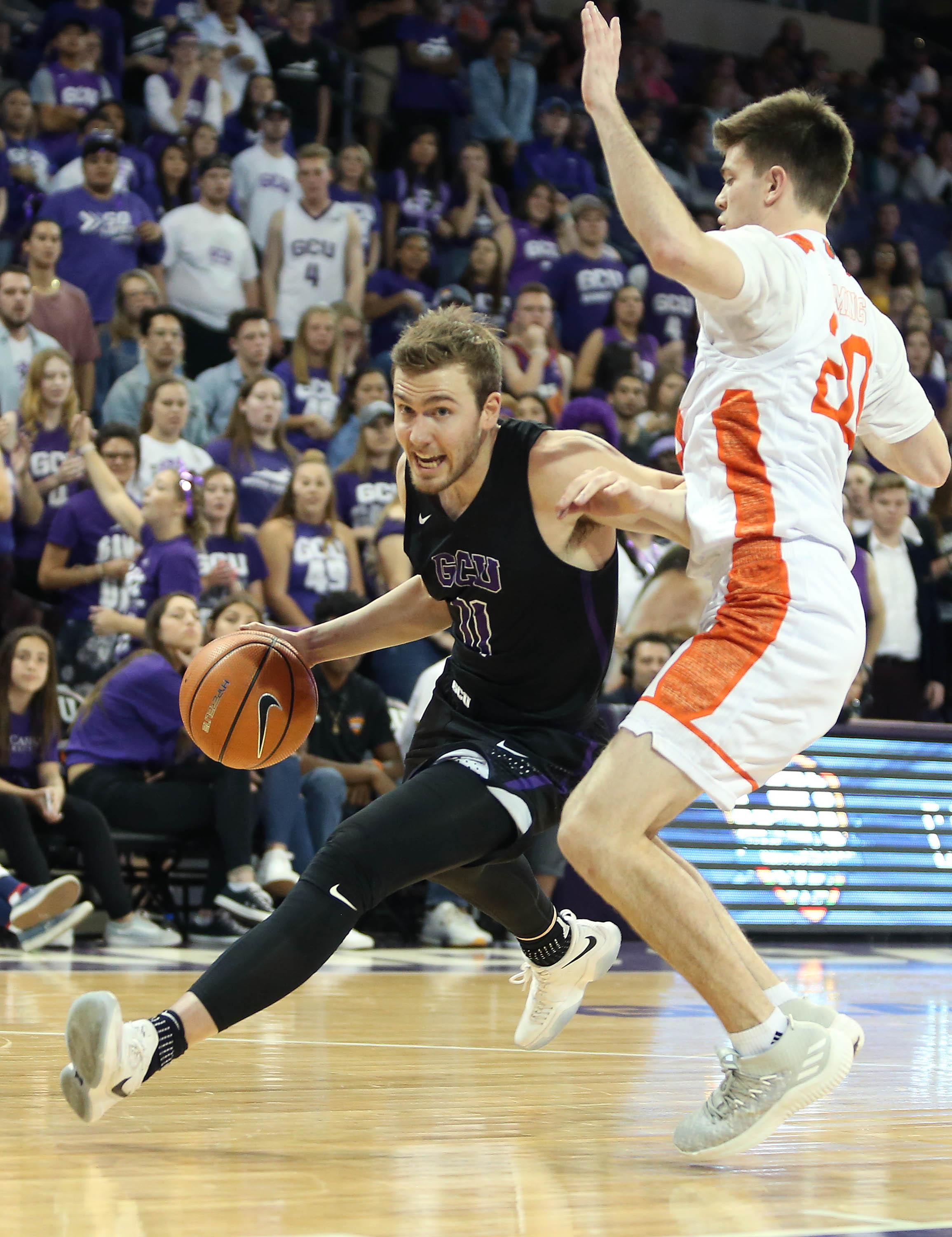 Slideshow: Men's basketball team loses to Mercer in CBI - GCU News