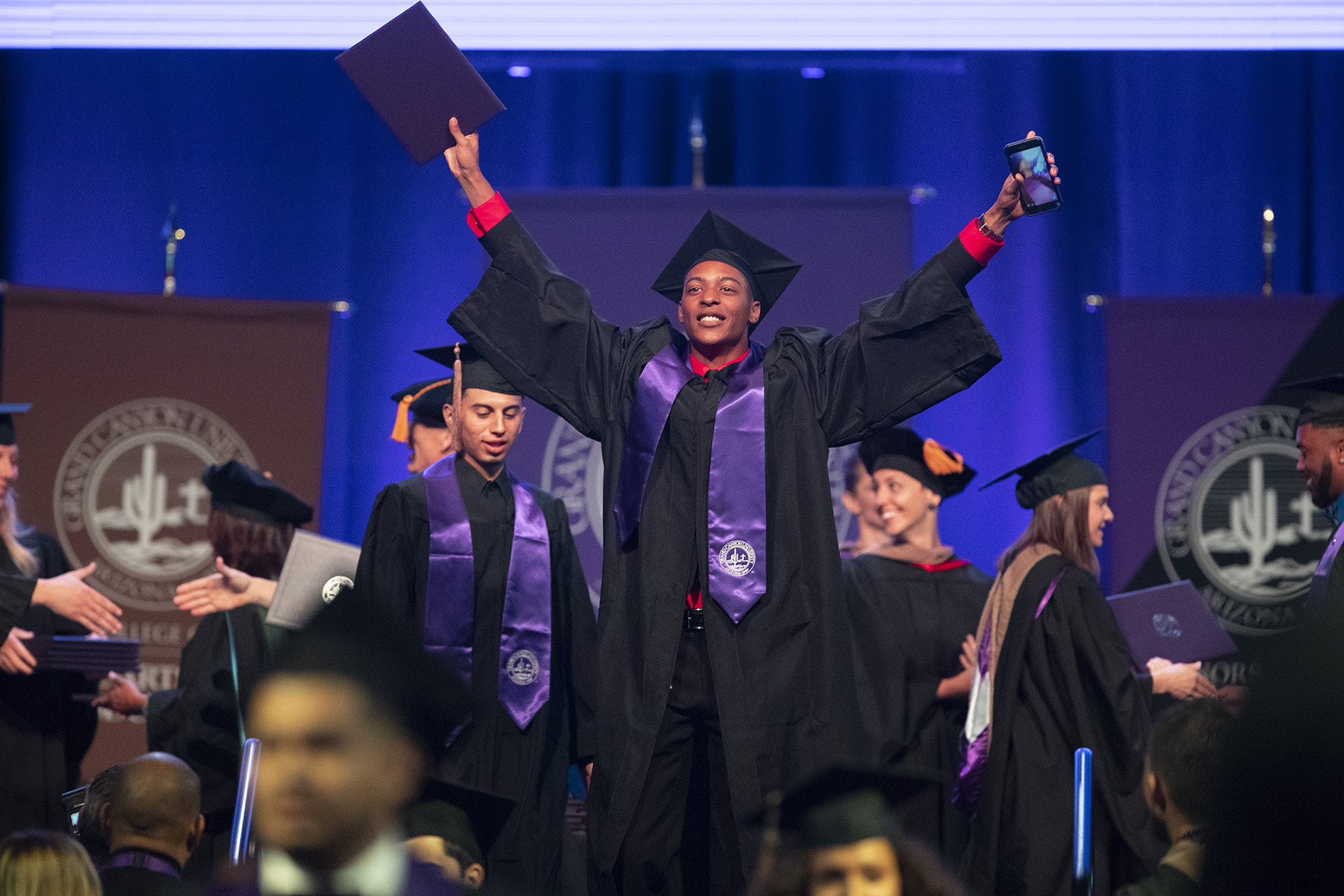 Slideshow: Thursday morning commencement - GCU News