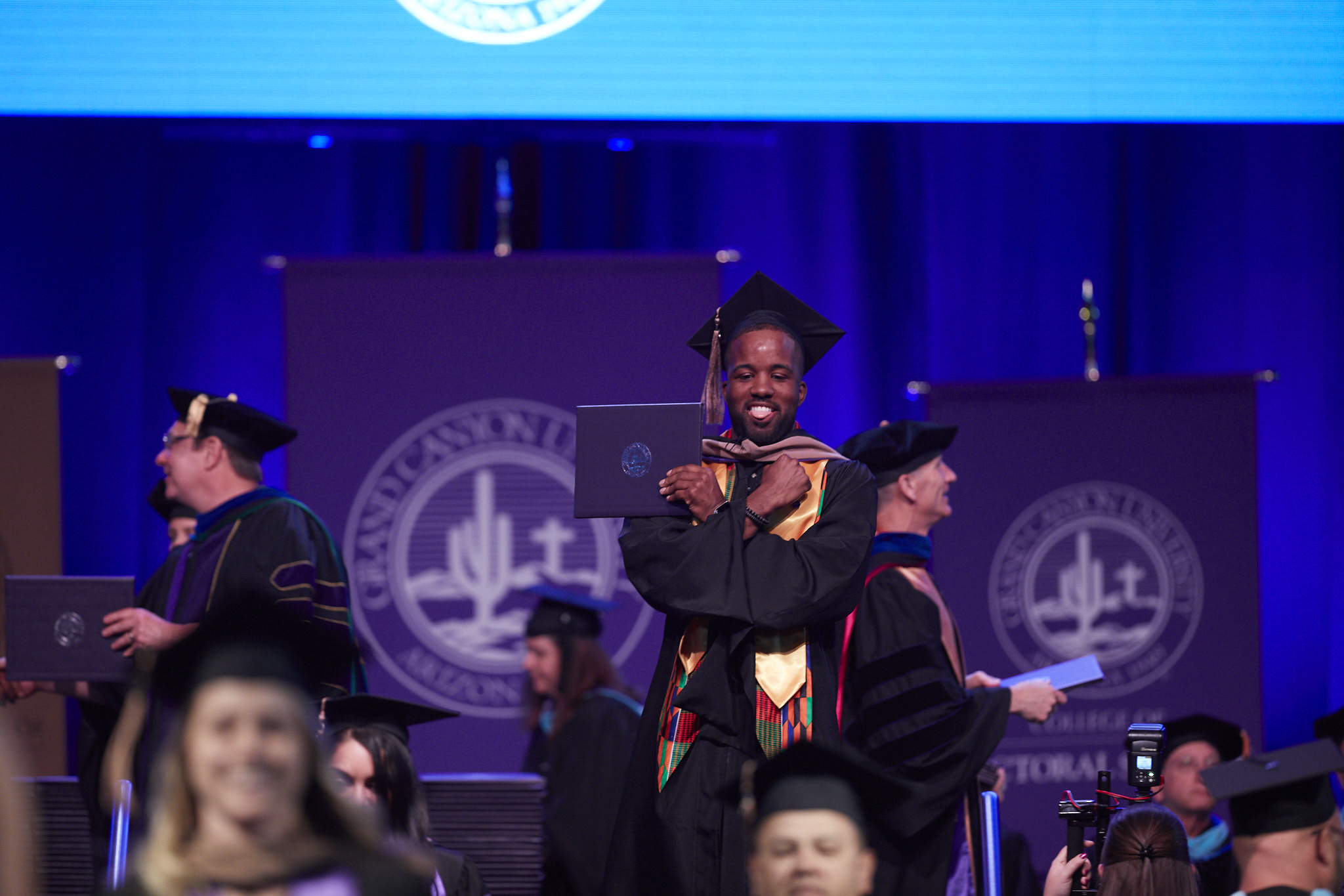 Slideshow: Saturday morning commencement - GCU News