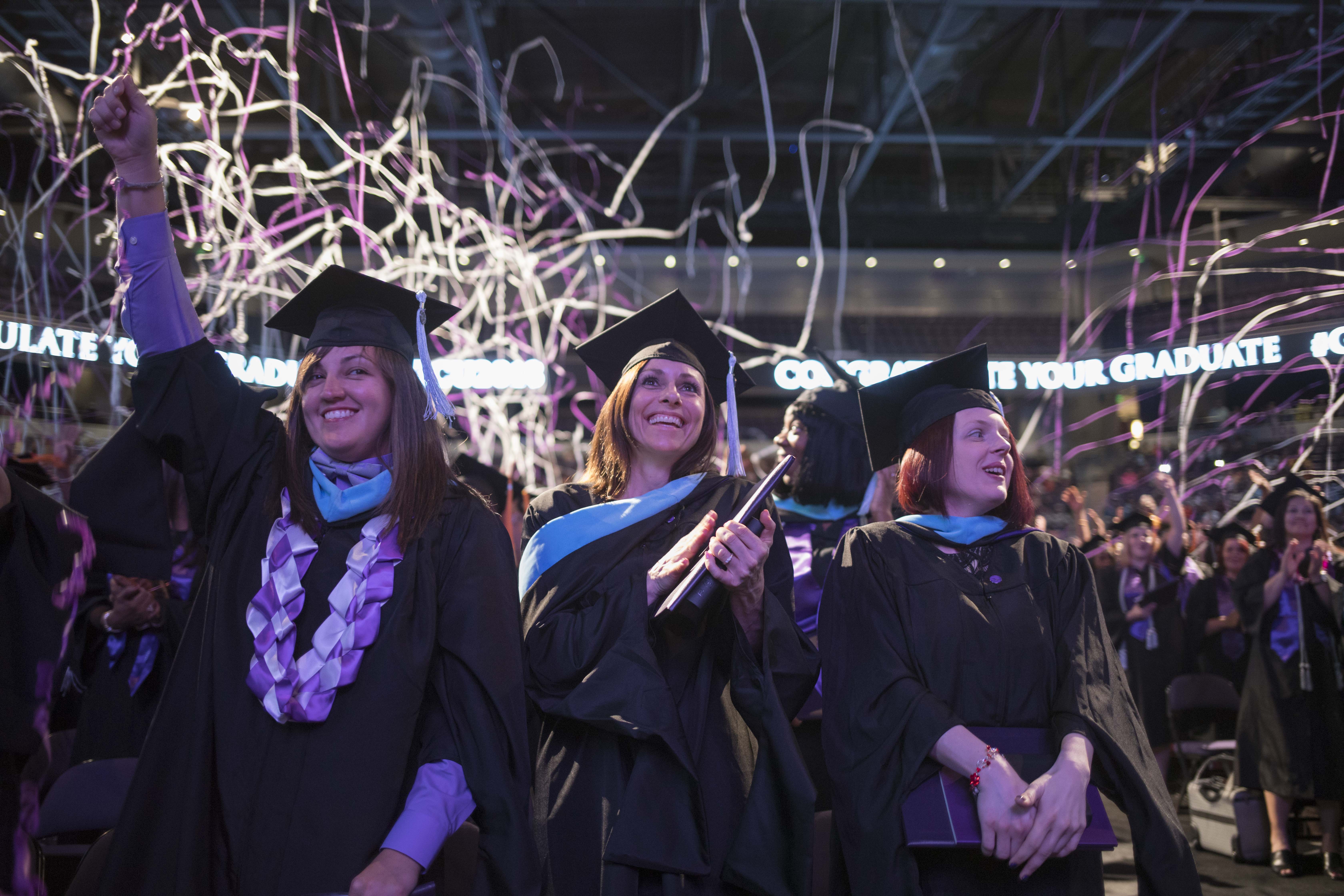 Slideshow: Friday evening commencement - GCU News
