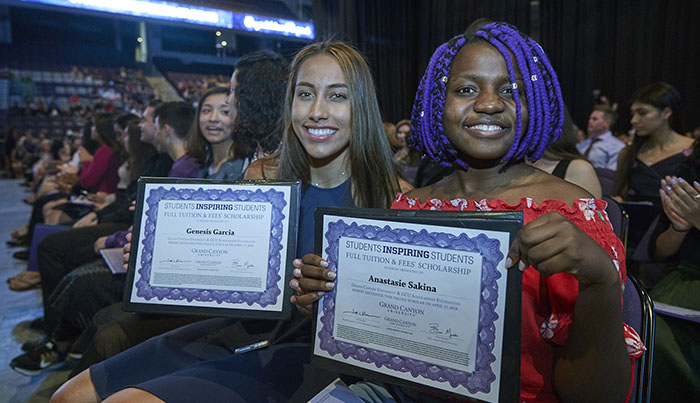 Students Inspiring Students fete displays excellence - GCU News
