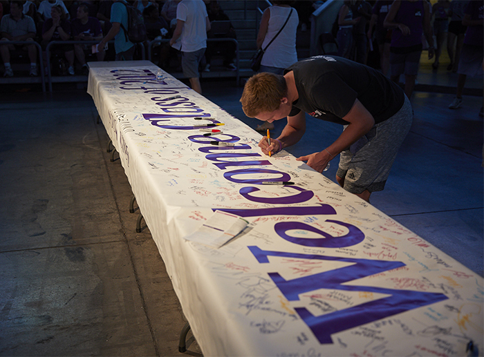 Slideshow: Welcome Week activities, Day 1 - GCU News