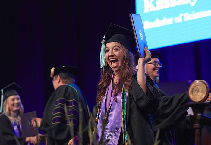 Slideshow: Spring commencement, Thursday afternoon ceremony - GCU News