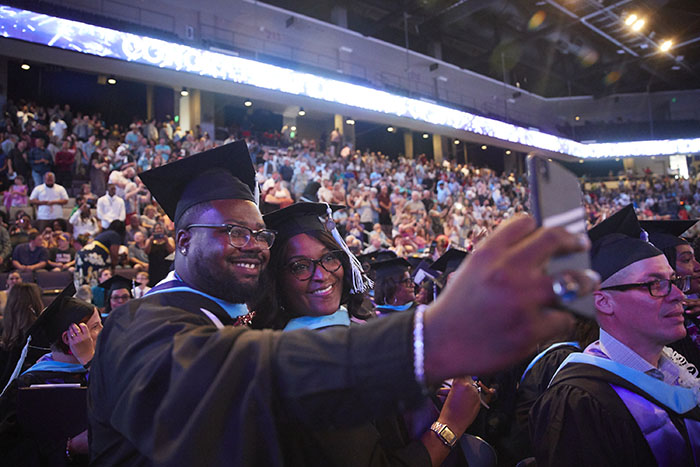 Slideshow: Spring commencement, Saturday afternoon ceremony - GCU News