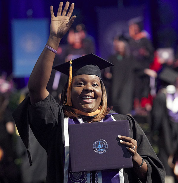 Slideshow: Spring commencement, Saturday morning ceremony - GCU News
