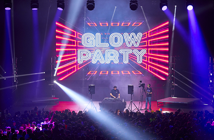 Slideshow: Glow Party, out-of-state/international student events - GCU News