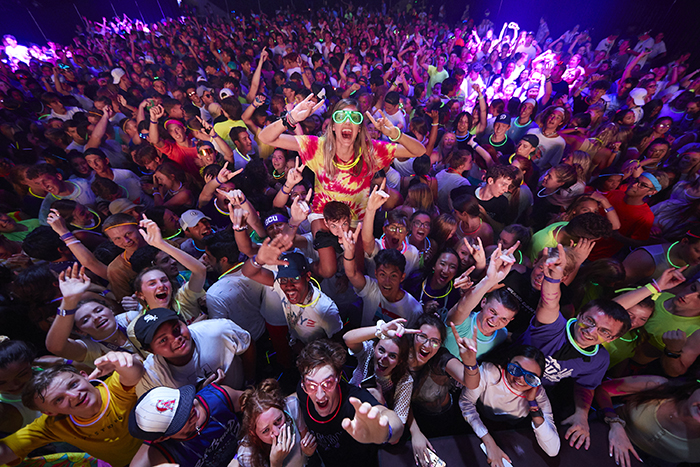 Slideshow: Glow Party, out-of-state/international student events - GCU News