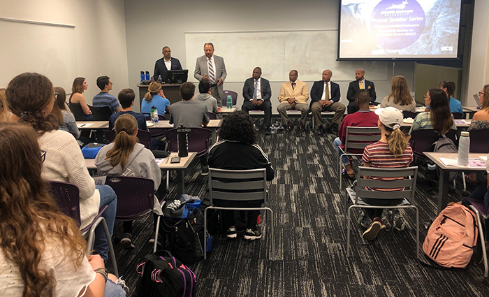 Professionals give students tips about medical careers - GCU News