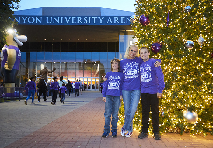 Recapping a joyful employee Christmas party - GCU News