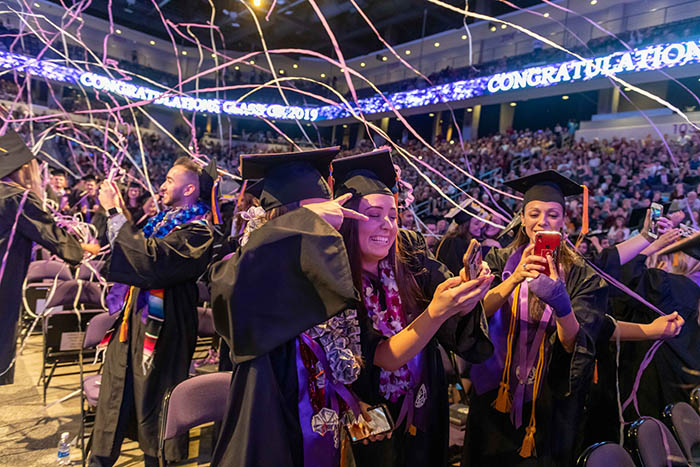 Slideshow: Winter Commencement, Friday evening ceremony - GCU News