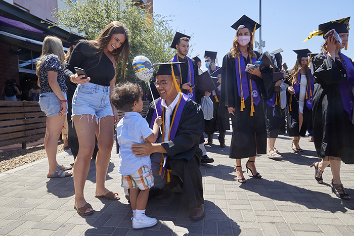 Slideshow: Spring Commencement, Tuesday morning ceremony - GCU News