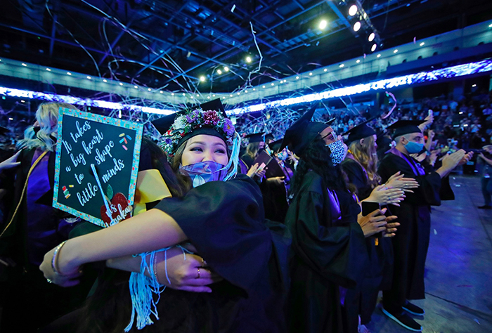 GCU confers largest graduating class despite COVID - GCU News