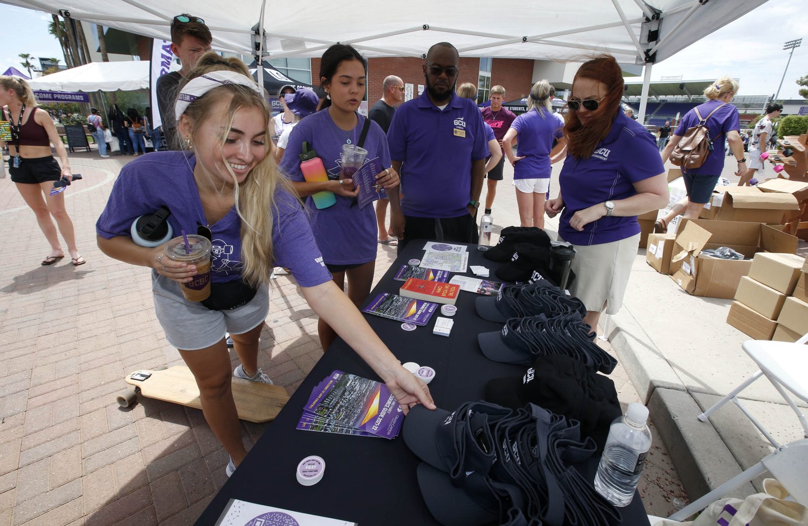Slideshow: Monday activities - GCU News