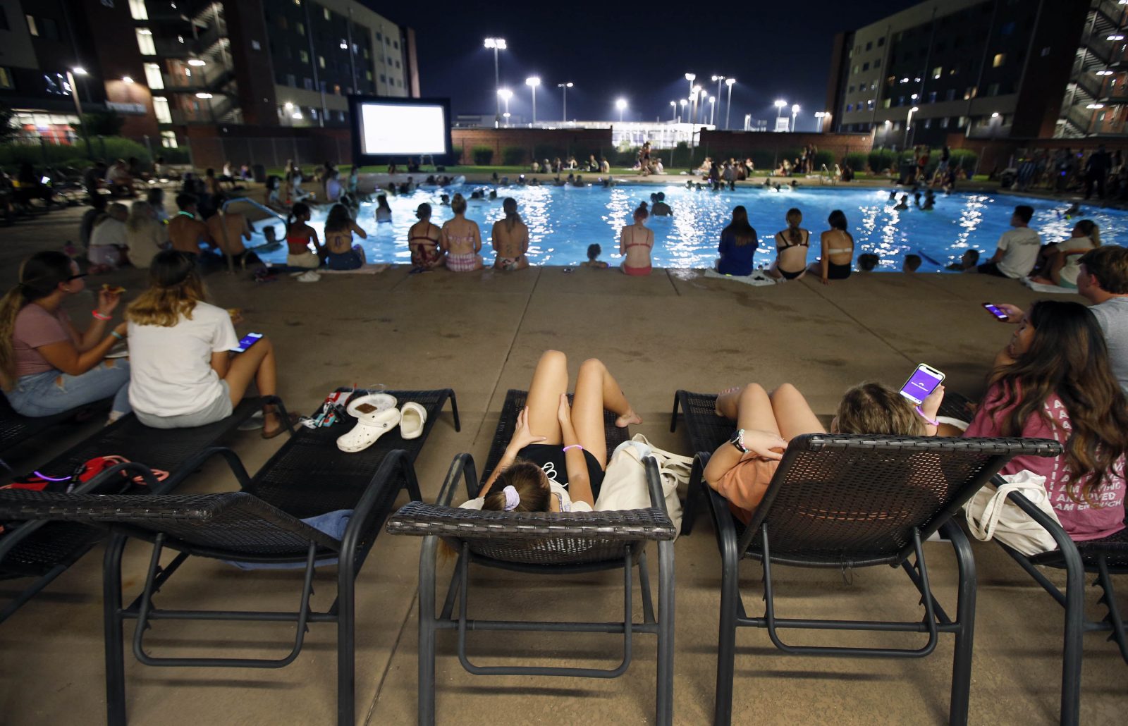 Slideshow: Dive-In Movie - GCU News