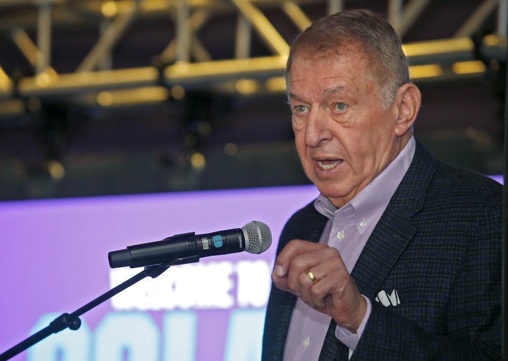 Slideshow: Colangelo Servant Leadership Awards - GCU News