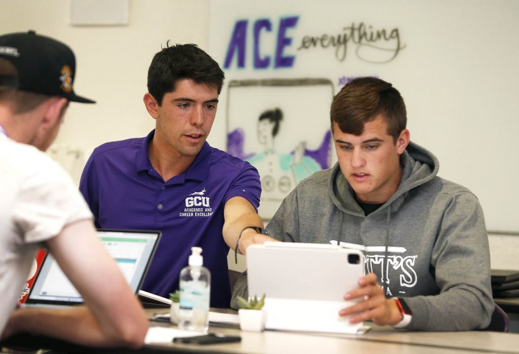 Slideshow: ACE Centers' academic support back in person - GCU News