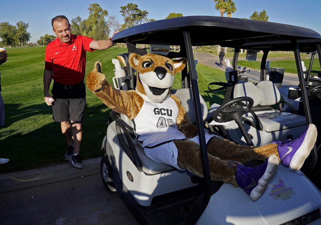 Slideshow: Students Inspiring Students Golf Classic - GCU News